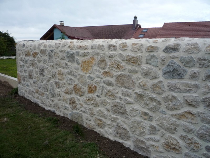 -Murs en pierres